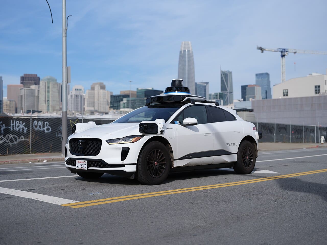 Jaguar Electric Cars: Pioneering Autonomous Driving – VAGA men's magazine