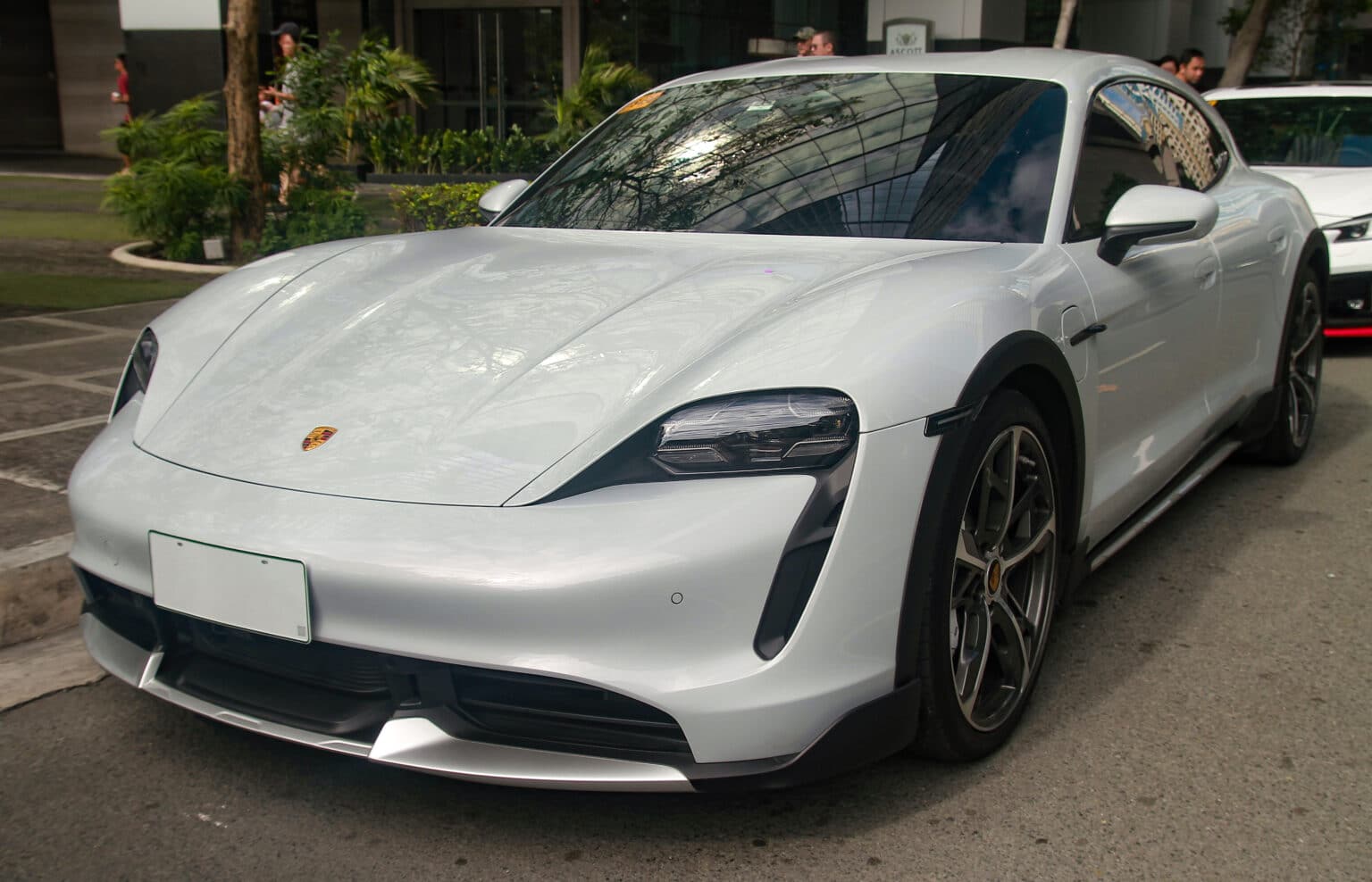 High-Performance Electric Vehicles: Porsche, Lamborghini, and Other ...